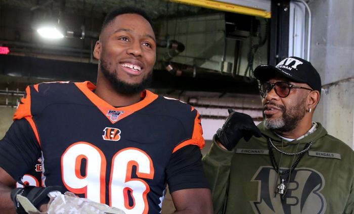 An Open Letter to Seattle Seahawks Defensive End Carlos Dunlap - Sports ... An Open Letter to Seattle Seahawks Defensive End Carlos Dunlap - Sports ...