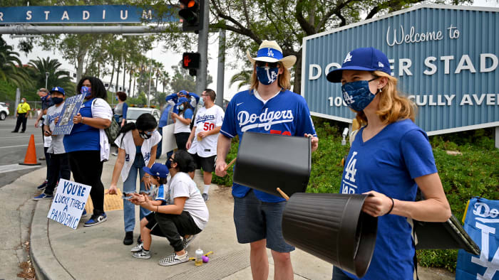 MLB playoffs: Dodgers fans want Astros out of LA - Sports Illustrated