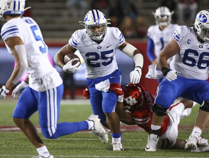 BYU Football Unveils Uniform Combination for Utah State - BYU Cougars ...
