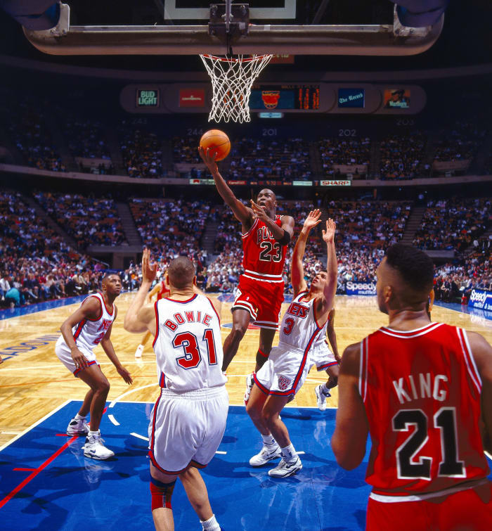Michael Jordan's first retirement: Media's role in decision - Sports ...