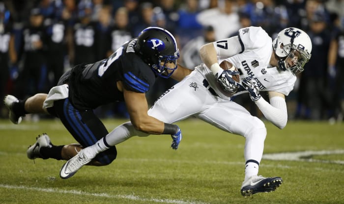 BYU Unveils New Black Uniform for Notre Dame Game - BYU Cougars on ...