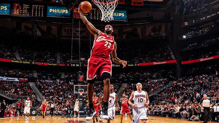 The best NBA player alive every year in the 2000s - Sports Illustrated