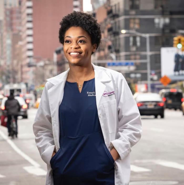 Kamali Thompson: US Olympic fencer, orthopedic surgery resident ...