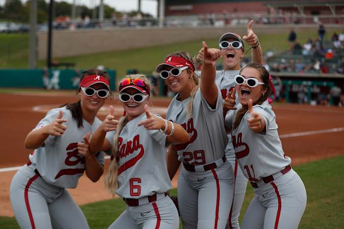 Alabama Softball Wraps up Fall Ball Schedule - Sports Illustrated ...