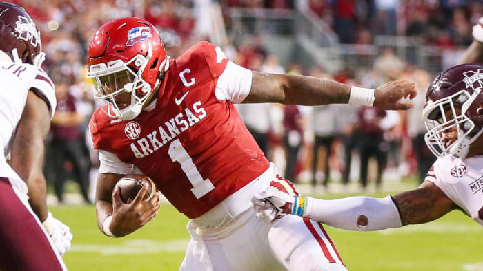 KJ Jefferson Joins Rare Company Among Arkansas Quarterbacks - Sports ...