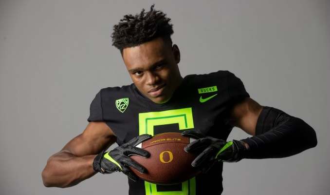 Oregon Recruiting: Where Brayden Platt Ranks Among Oregon's All-Time ...
