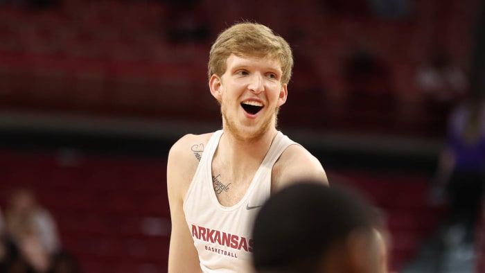 Hogs' Connor Vanover Becomes Third Player to Jump in Transfer Portal ...