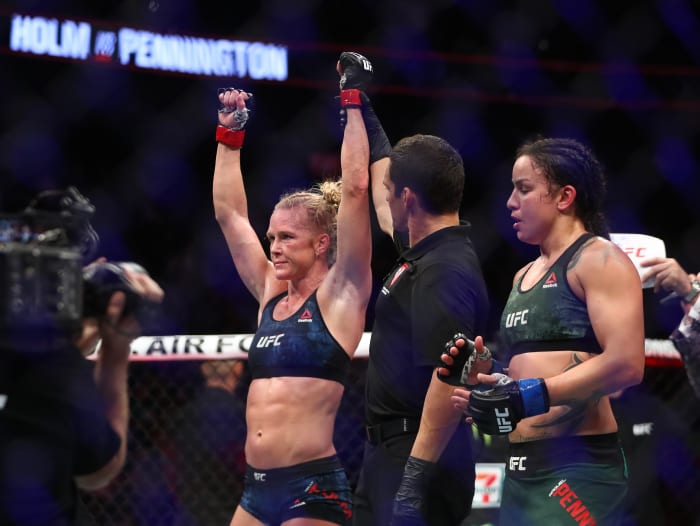 Holly Holm Discusses UFC Bantamweight Title, Boxing Hall of Fame ...