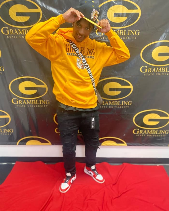 Grambling: Hue Jackson Celebrates Recruit Edward Smith, Family, 360 ...
