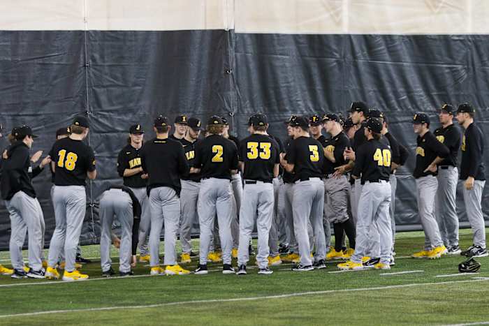 Iowa Baseball Opens Season with Win - Sports Illustrated Iowa Hawkeyes ...
