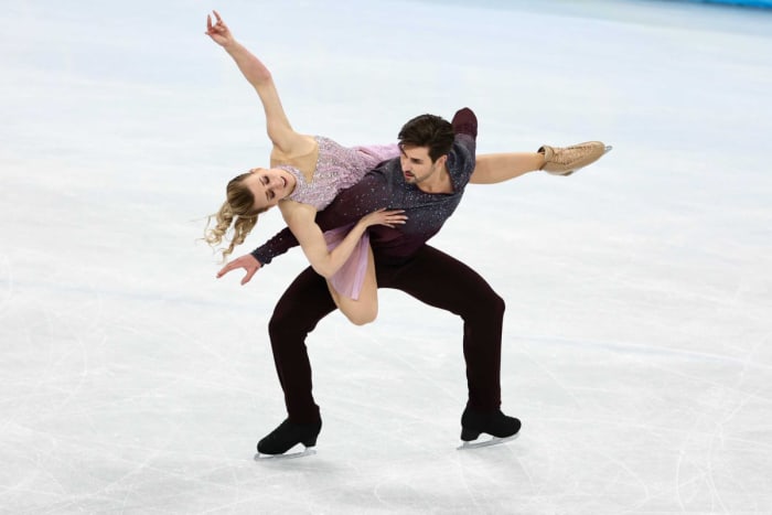 Madison Hubbell, Zachary Donohue win bronze in ice dancing at Olympics ...