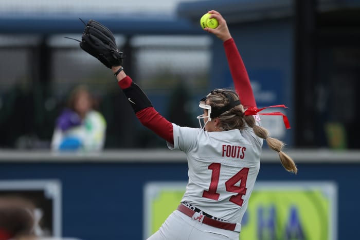 Montana Fouts Wins Second Straight SEC Softball Pitcher of the Week ...