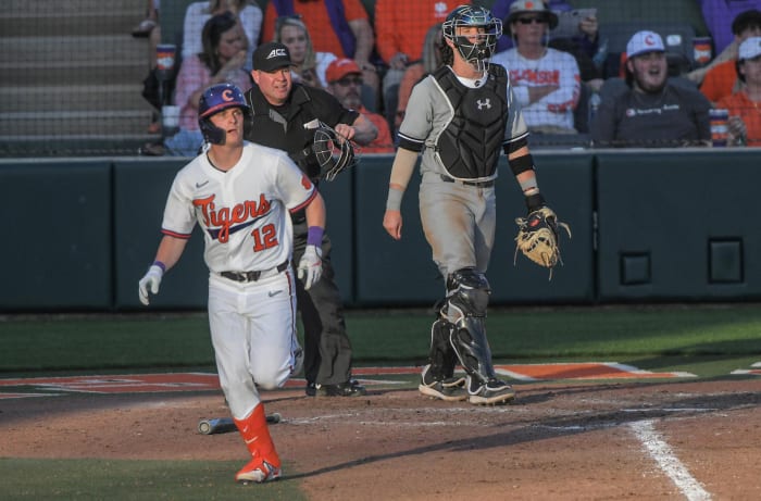 Clemson Baseball Completes Sweep of Georgia Tech - Sports Illustrated ...