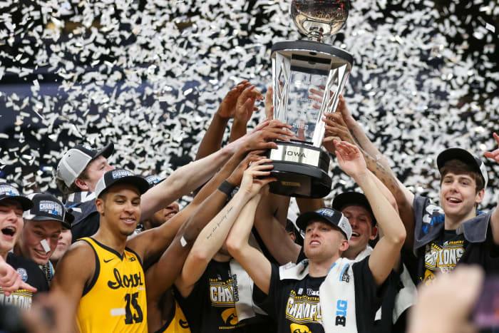 Iowa's B1G Basketball Schedule Released - Sports Illustrated Iowa ...