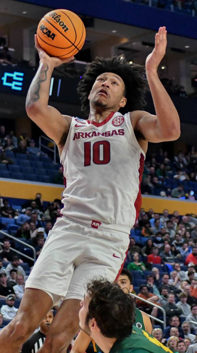 Razorbacks' Jaylin Williams Knows Challenge Facing Against Gonzaga ...