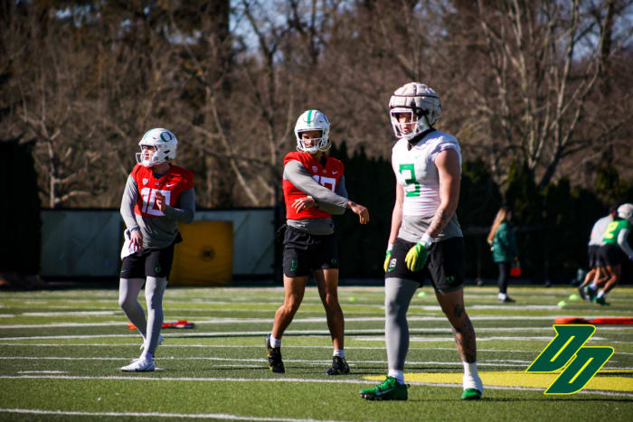 Oregon Quarterback Ty Thompson Says Bo Nix Has 'Been a Blessing' Since ...