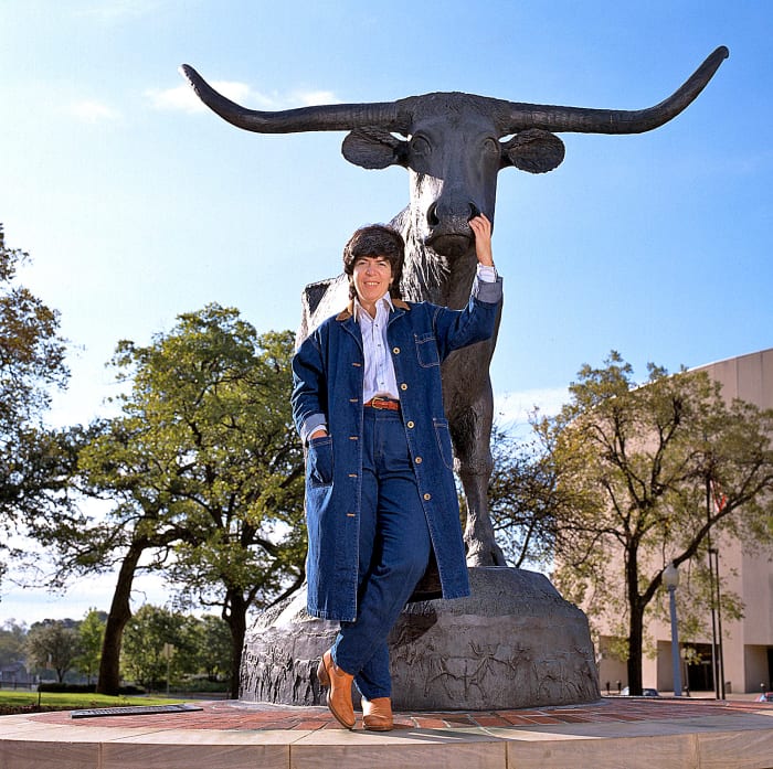 AIAW vs NCAA: The battle for women’s sports, 10 years after Title IX ...