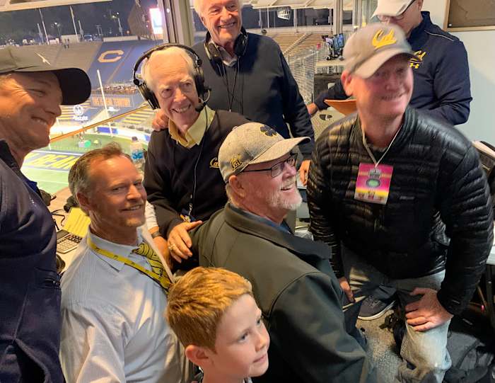 Joe Starkey, Voice of the Bears, Signs Off For the Last Time: `Tough to ...