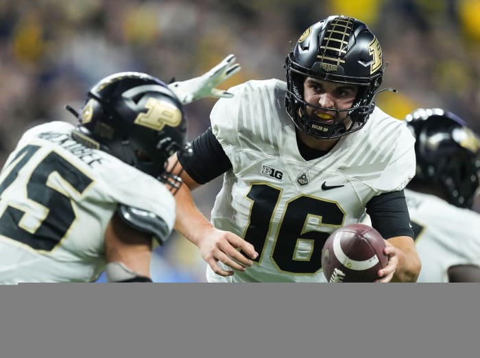 Purdue Falters in Red Zone, Michigan Claims 43-22 Win in Big Ten ...