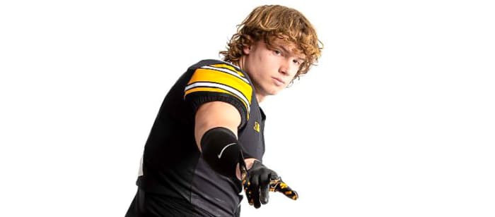 Isaac TeSlaa Checks Out Iowa Football - Sports Illustrated Iowa ...