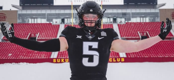 Edge Rusher tutored by Ex-Seahawk Draws UW Scholarship Offer - Sports ...