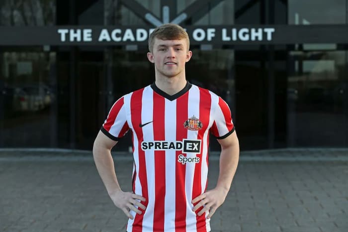 'A player who gets bums off seats' - Leeds expert tells us all about ...