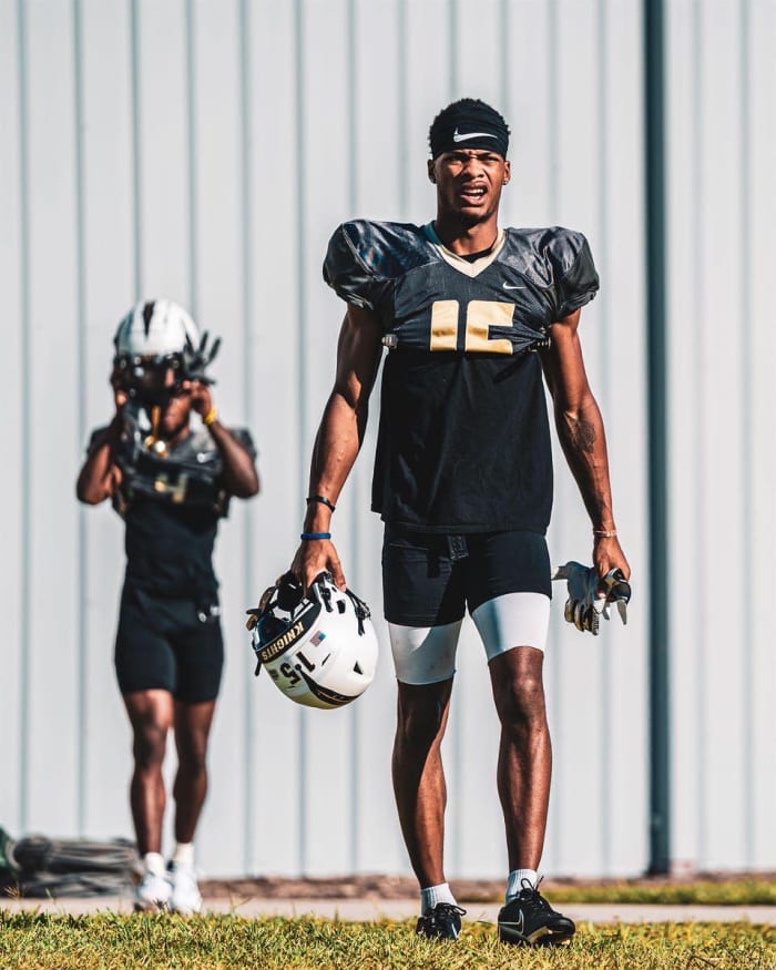 Oregon Recruiting: Wide Receiver Options for the Ducks in the Transfer ...