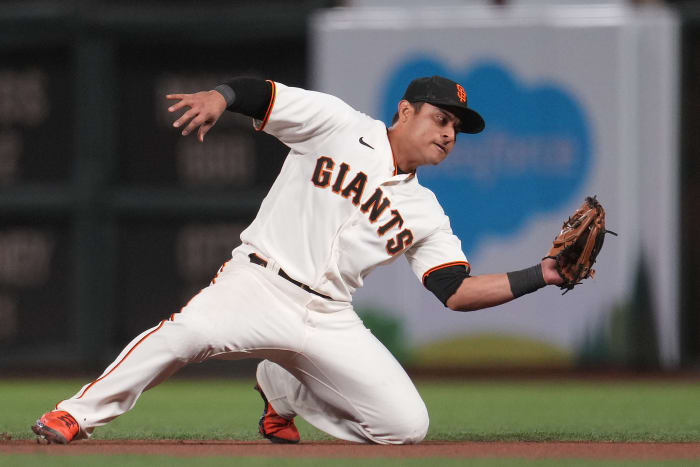 Twins sign former SF Giants fan favorite Donovan Solano - Sports ...