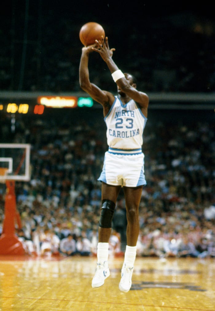 The Top 16 Sneaker Legends in College Basketball History - Sports ...