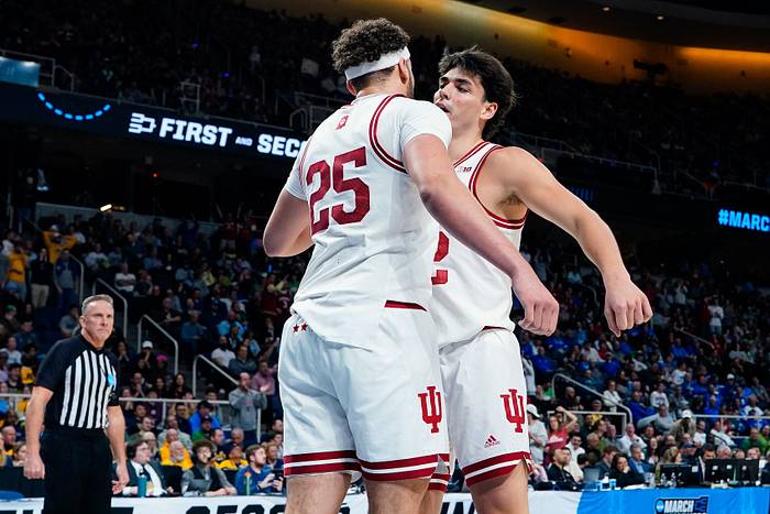 WATCH: Trey Galloway's Steal Leads to Easy Dunk Against Miami in NCAA ...