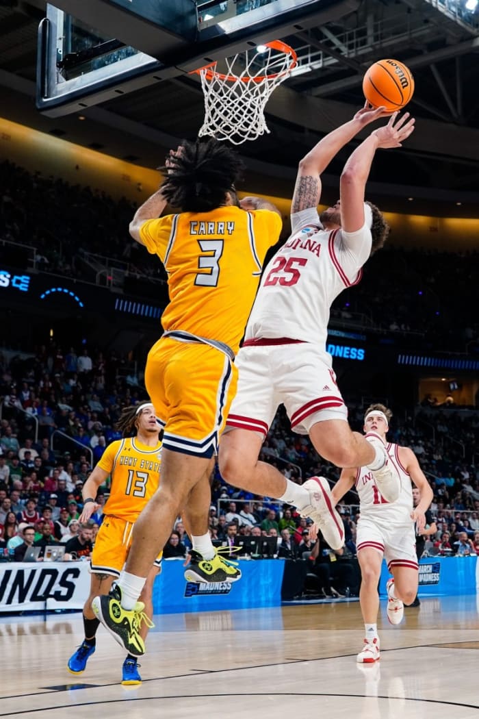 PHOTO GALLERY: The Best Photos From Indiana's Win Over Kent State ...