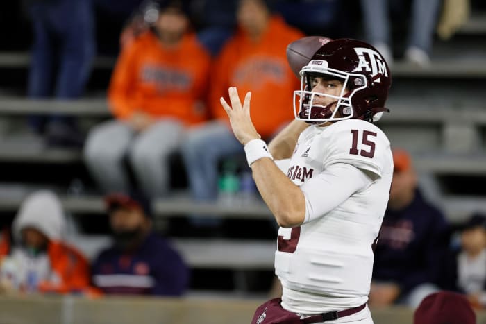 WATCH: Texas A&M Aggies QB Conner Weigman Throws First Touchdown Of ...
