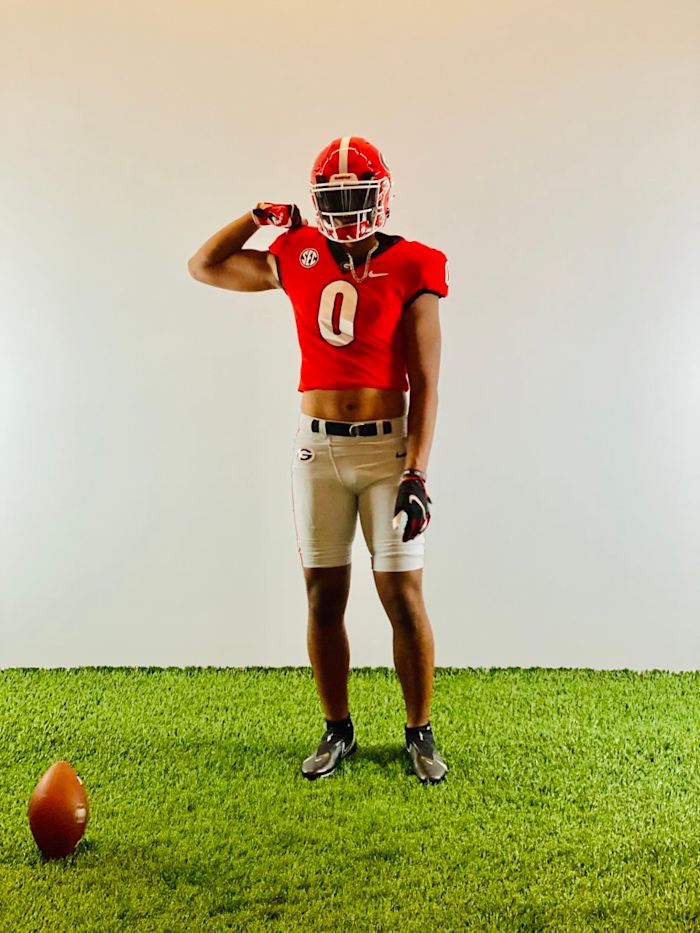 Elijah Rushing Schedules Visit With Tennessee Football - Sports ...