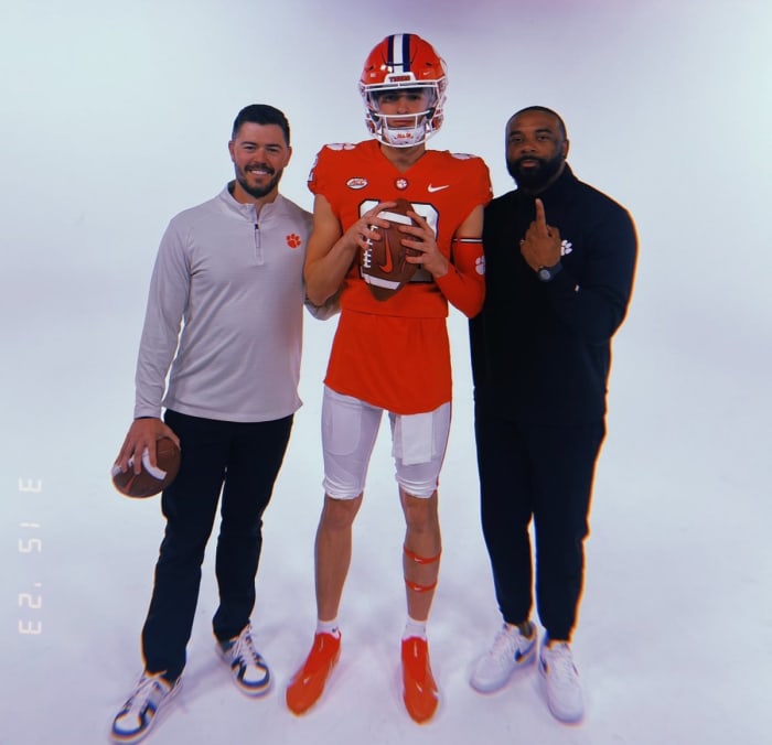 Clemson Football Making Progress with 5-Star 2025 Quarterback - Sports ...
