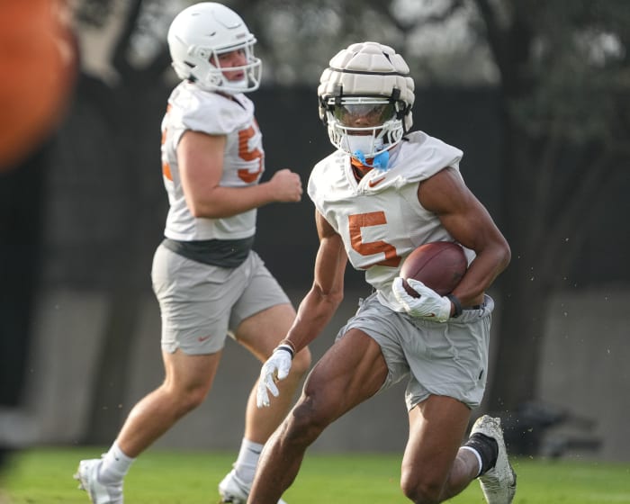 Texas Longhorns Primed For 'A Ton of Success' in 2023 - Sports ...
