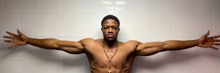 Emmanuel Okoye Visits Tennessee Football - Sports Illustrated Tennessee ... Emmanuel Okoye Visits Tennessee Football - Sports Illustrated Tennessee ...