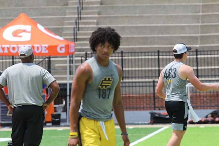 Elite 11 Photos For Tennessee Football - Sports Illustrated Tennessee ...