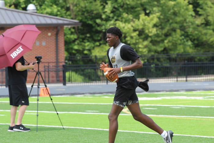 Elite 11 Photos For Tennessee Football - Sports Illustrated Tennessee ...