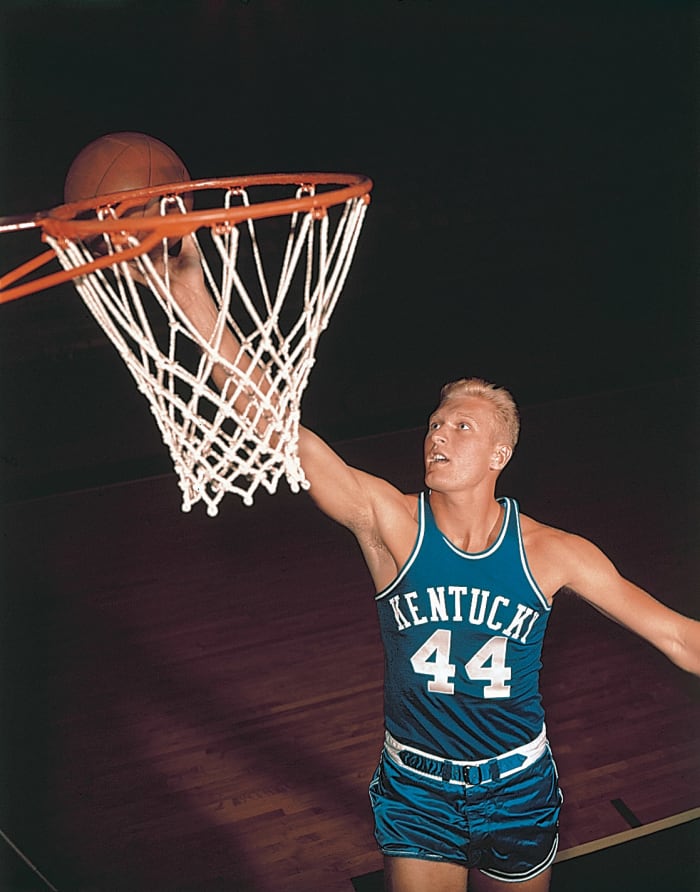 Kentucky MBB Hall of Famer Cotton Nash Passes Away at 80 - Sports ...