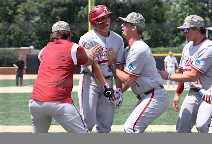 Live Updates: No. 16 Alabama Baseball at No. 1 Wake Forest (Super ...