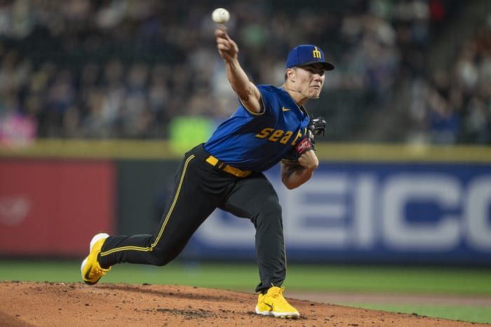 Seattle Mariners Rookie Bryan Woo Next to Legend Felix Hernandez in ...