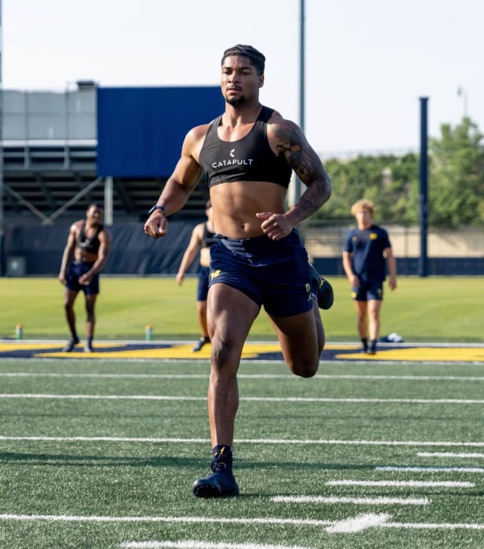 Darrius Clemons Looks Very Ready For 2023 Michigan Football Season - Sports Illustrated Michigan ...