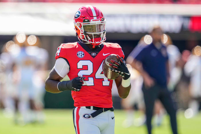 Malaki Starks Talks About The Leadership that Was Present with 2022 ...