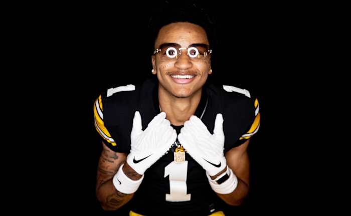 Jaylen Watson High on Hawkeyes After Official - Sports Illustrated Iowa ...