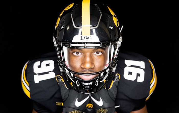 Devan Kennedy Commits to Iowa Football - Sports Illustrated Iowa ...