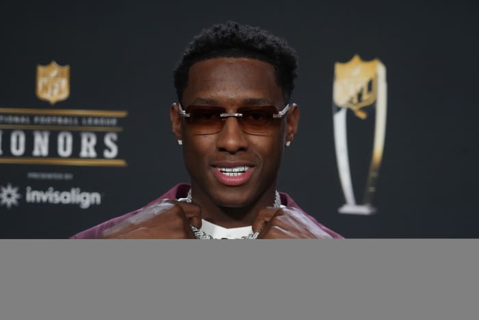 Aaron Rodgers’ New Teammate Sauce Gardner Gifted Him the Perfect Jets ...