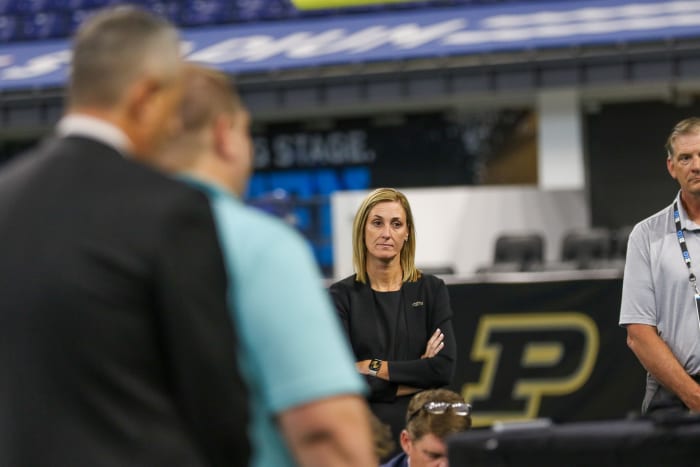 Beth Goetz Starts New Gig with Full Plate - Sports Illustrated Iowa ...