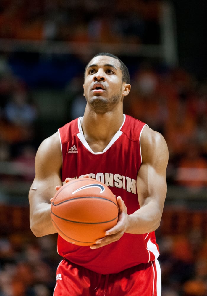 Wisconsin announces 11 inductees to UW Athletic Hall of Fame for 2022 ...