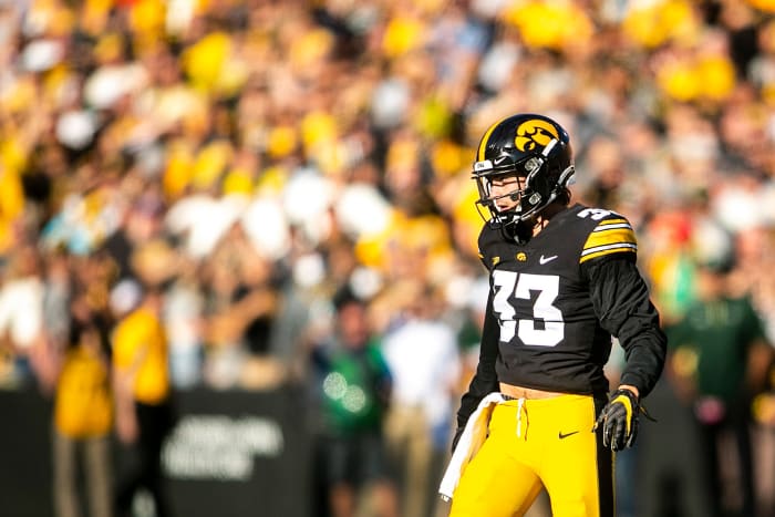 College Football Defense Awards Preview 2022 - Sports Illustrated TCU ...