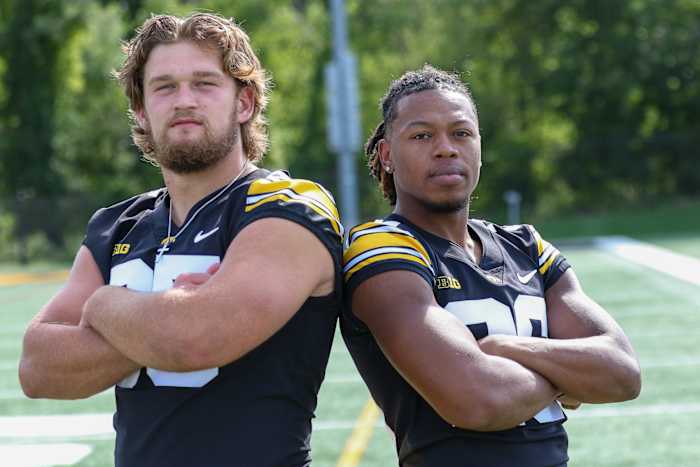 Kaevon Merriweather, Logan Lee Share Special Experience - Sports ...